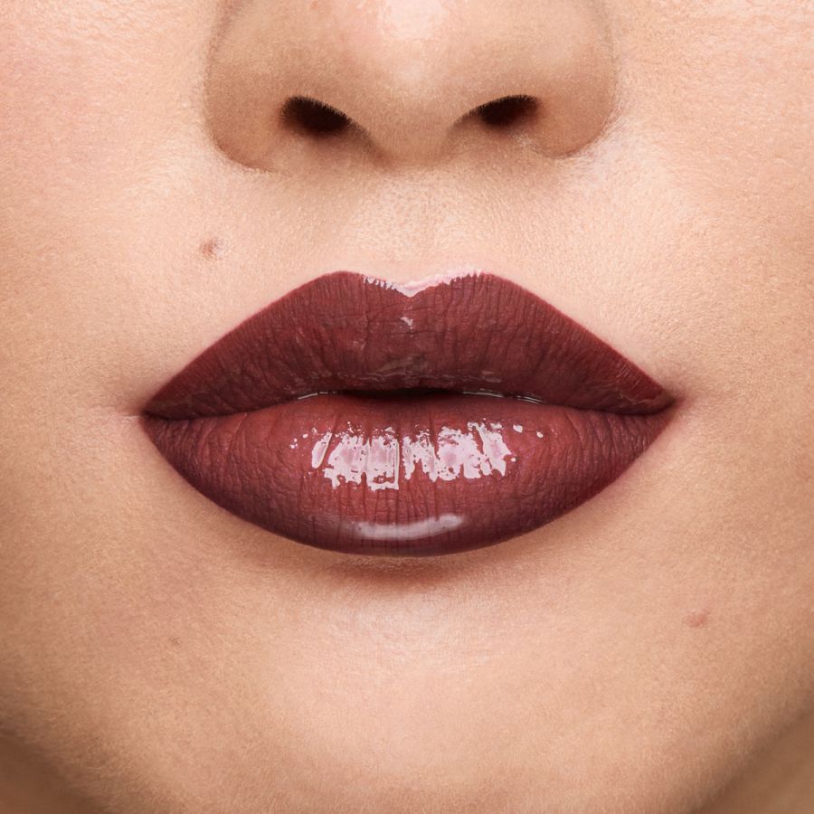 שפתון נוזלי וליפגלוס: 2 ב-1